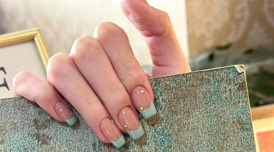 DIY Spring Nail Art: Easy Tutorials for Beginners – Saviland